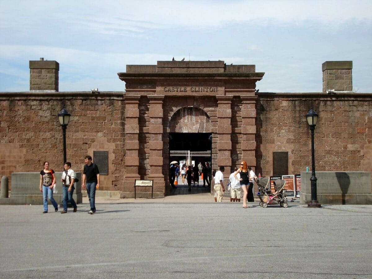 Ellis Island à New York : histoire, visite et héritage